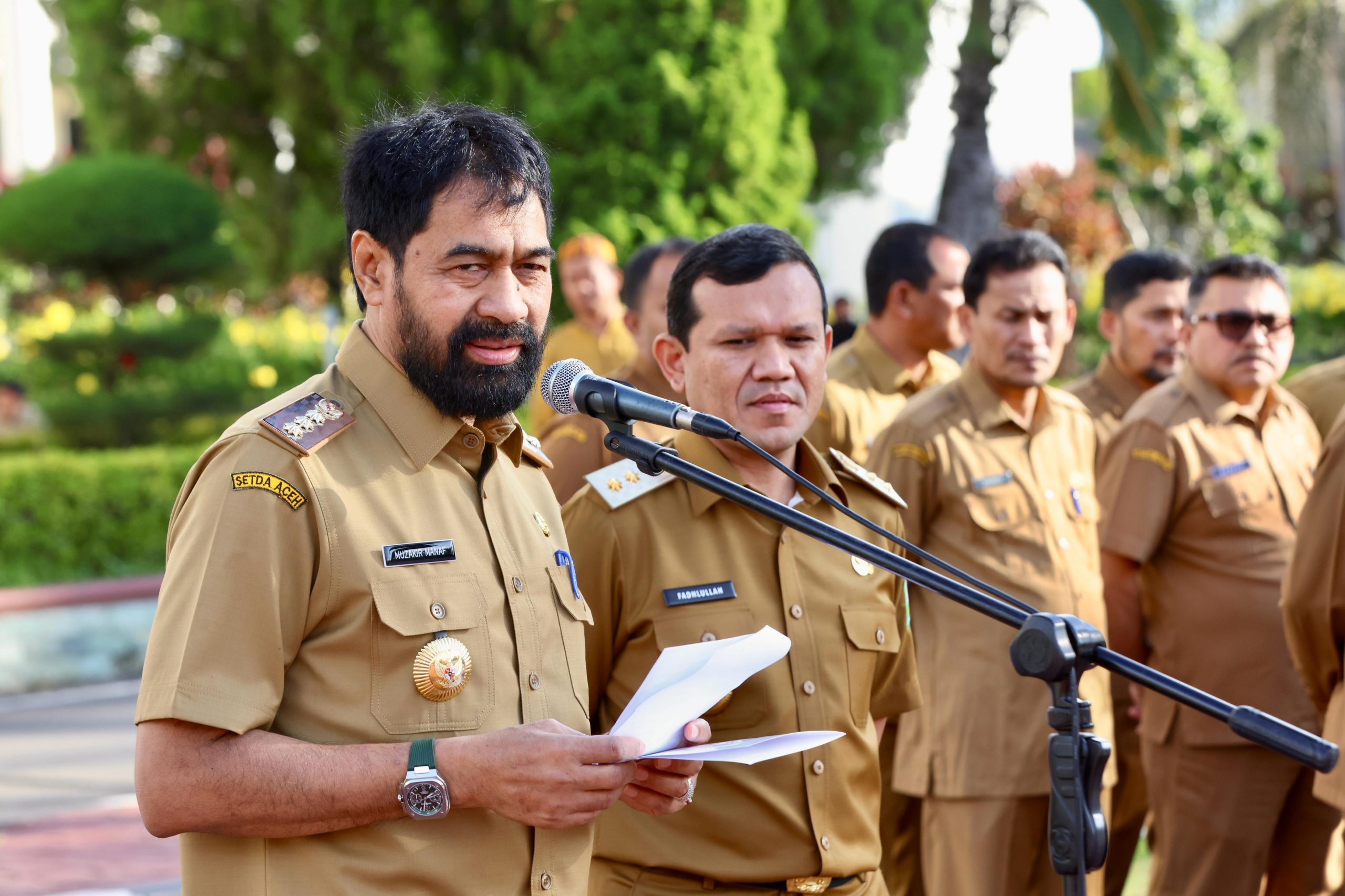 Gubernur Aceh Pimpin Apel Pagi Pasca Idul Fitri, Ajak Pegawai Disiplin Kerja - BIRO ADMINISTRASI ...